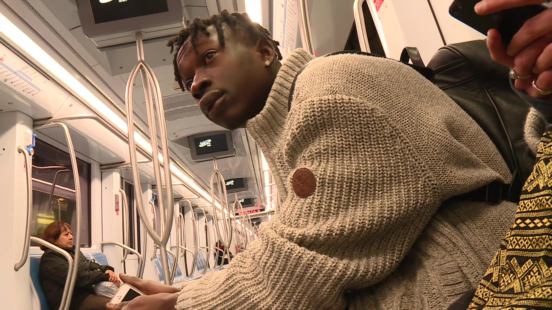 De Reportage elo am Replay: Wat geschitt mat Flüchtlingen, déi hei ...