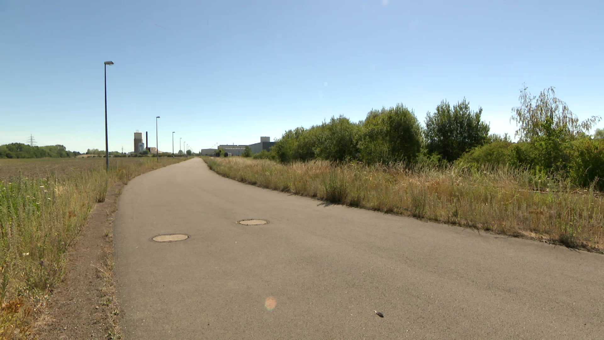 Jughurtsfabrick: Bierger kréien Abléck an den Dossier Fage - RTL Lëtzebuerg