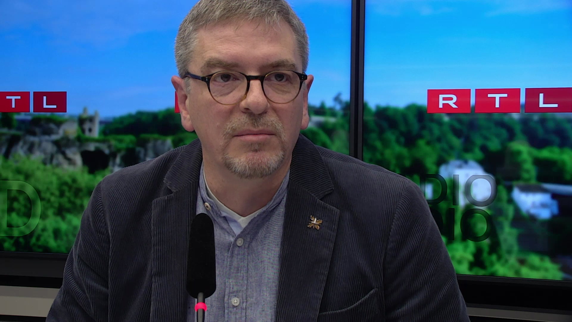 Invité vun der Redaktioun (23. November) Marc Crochet: Caritas bedauert ...