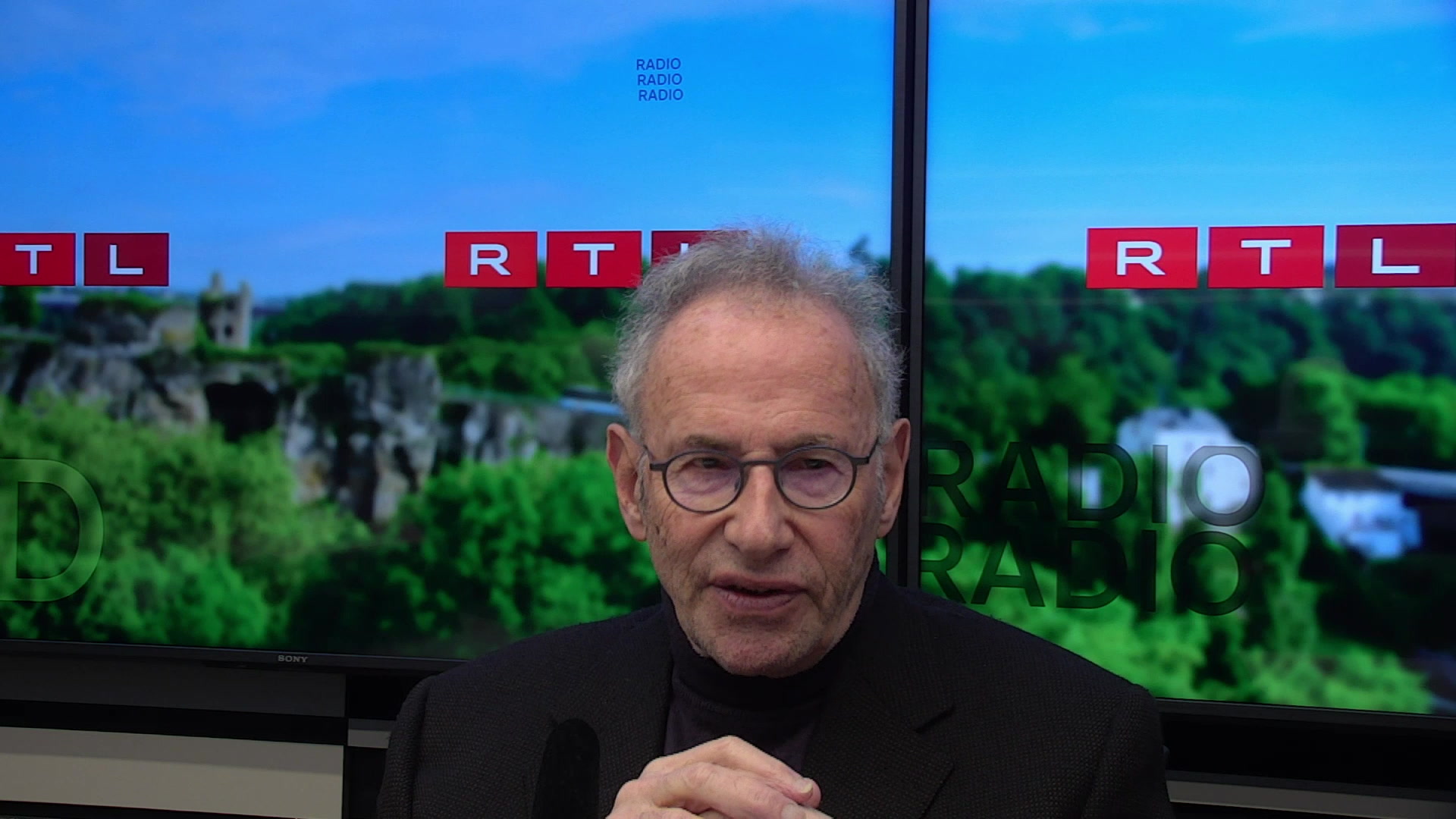 Invité vun der Redaktioun (30. November) - Bernard Gottlieb: Schonn ...