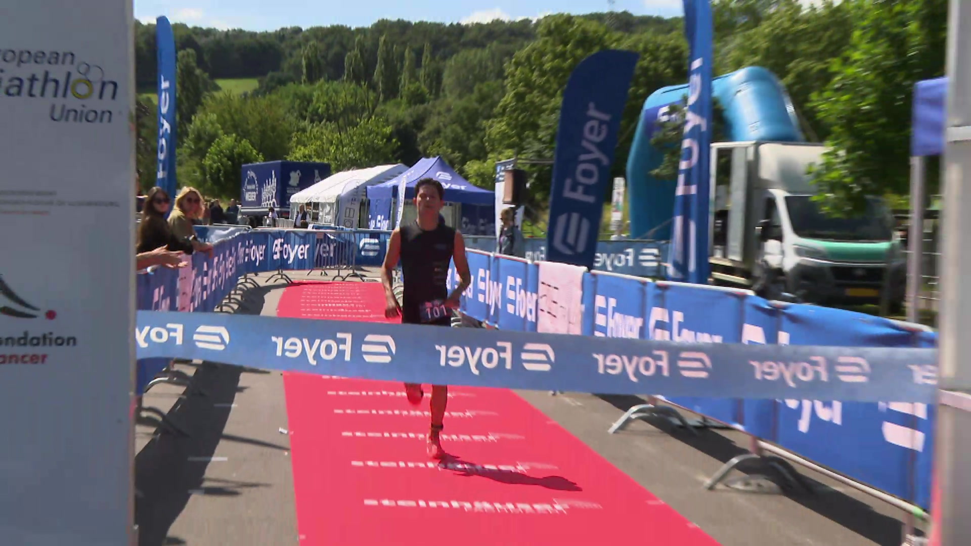 Triathlon Iechternach: Linda Krombach a Sebastian Ziekman séchere sech ...