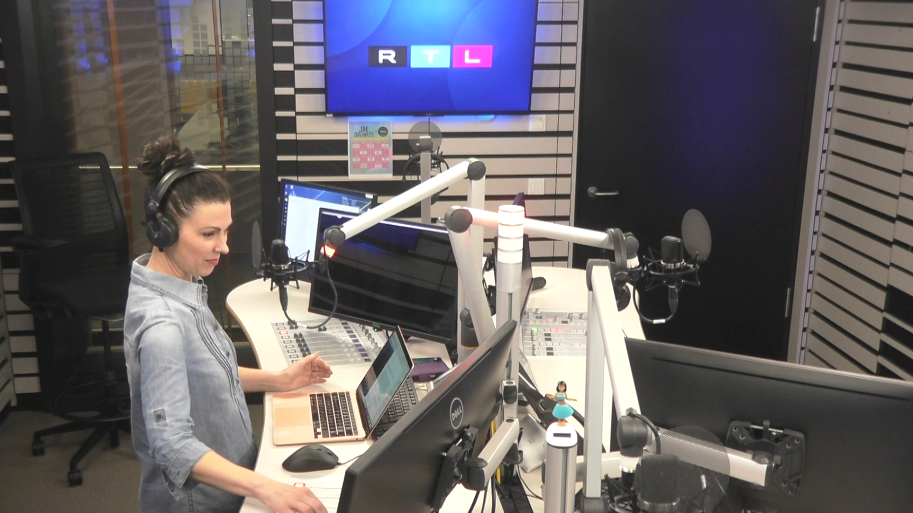 The Lisa Burke Show: 'Harmony Across Borders' – a competition ...