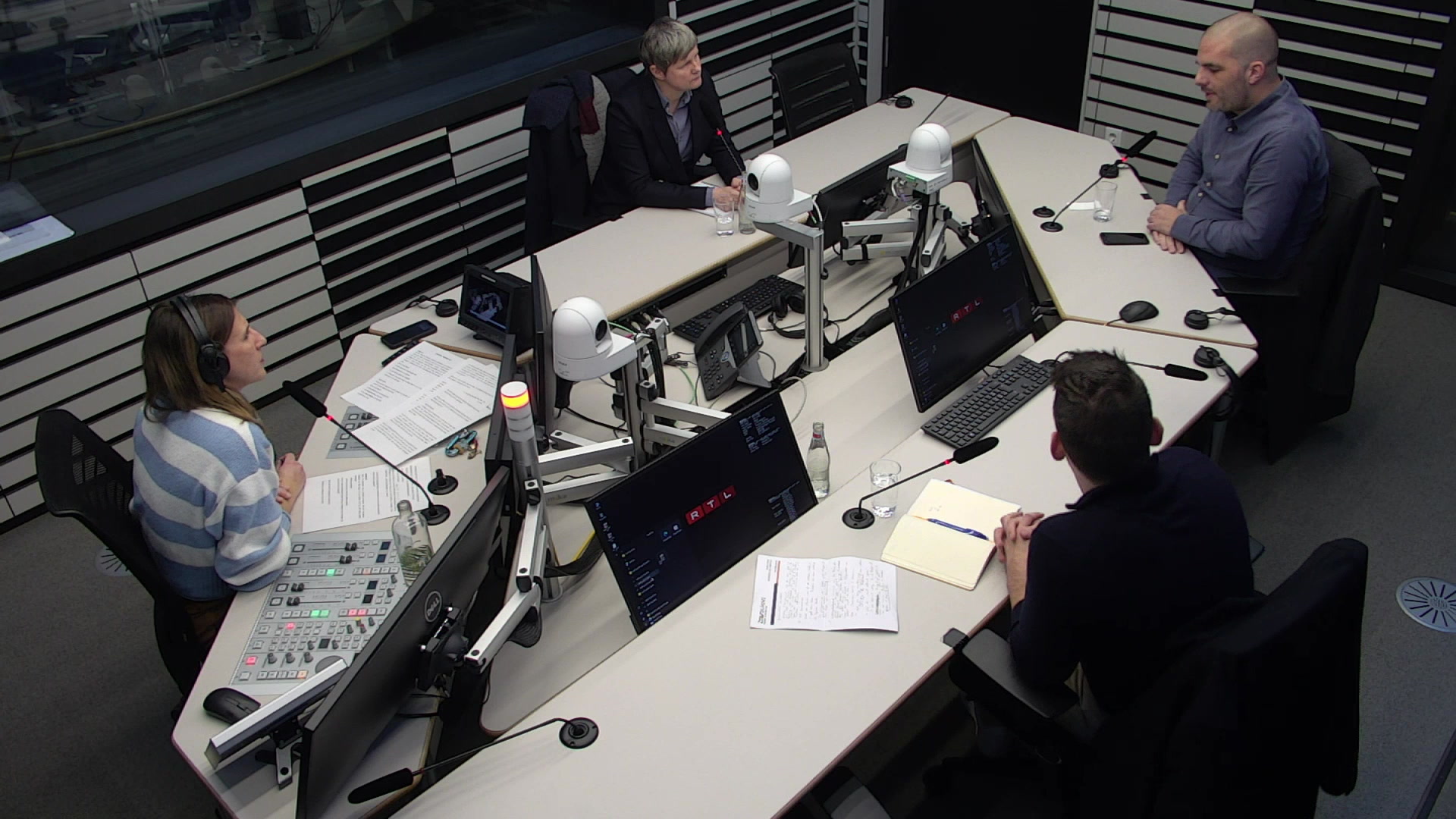 RTL-Presseclub vum 22. Dezember: Wat erwaart eis 2025? - RTL Lëtzebuerg