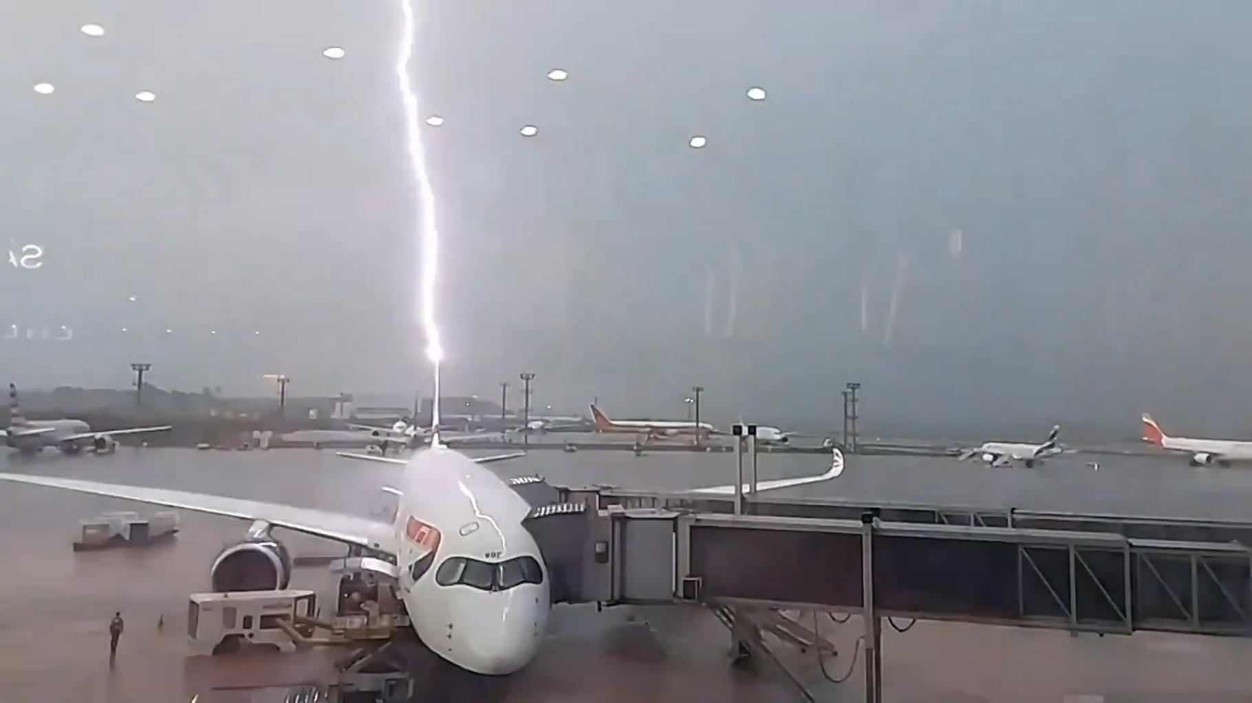 Striking images: British Airways Airbus A350 struck by lightning at São ...
