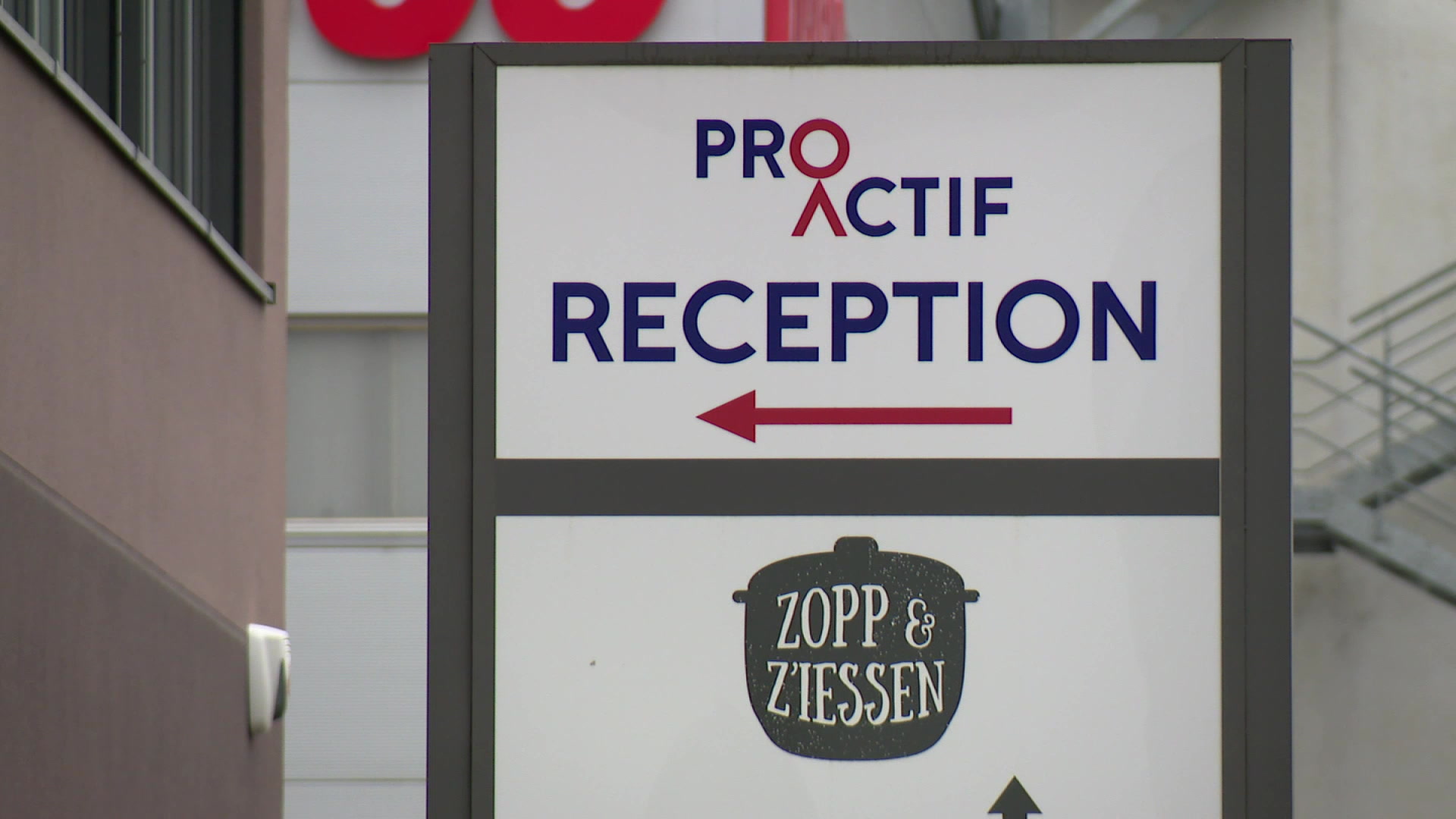 Affär ProActif: Fréiere ProActif-Direkter freet de Récktrëtt vun engem ...