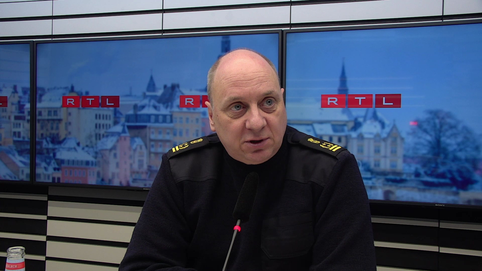 Invité vun der Redaktioun (12. Januar) - Paul Schroeder: No Crans ...