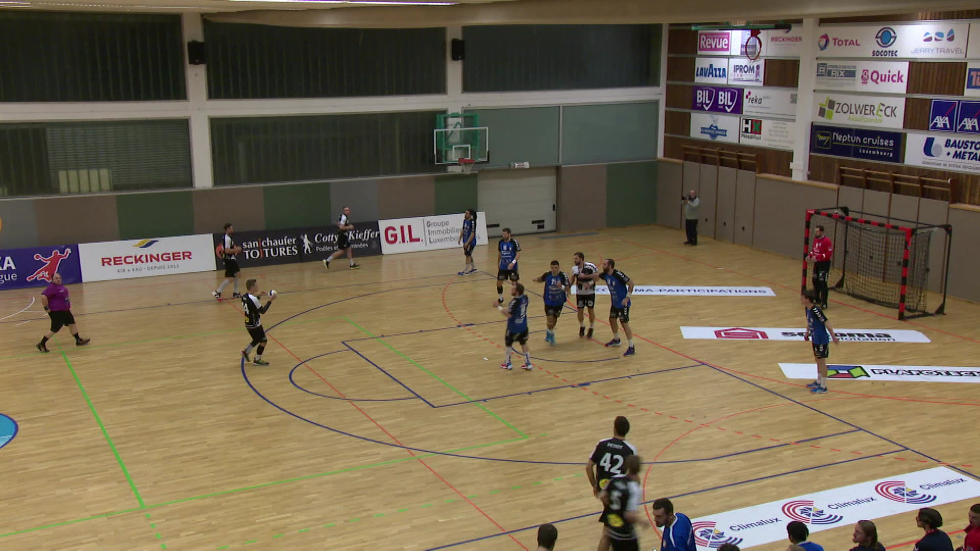 RTL Play - Handball Esch klappt Diddeleng souverän