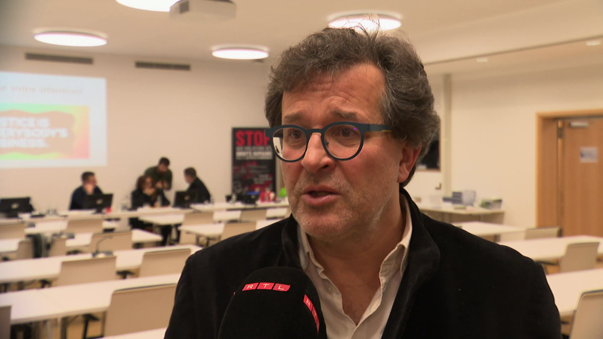 RTL Play - Jean-Louis-Zeien: "Schluss mat Business first op Käschte vun ...