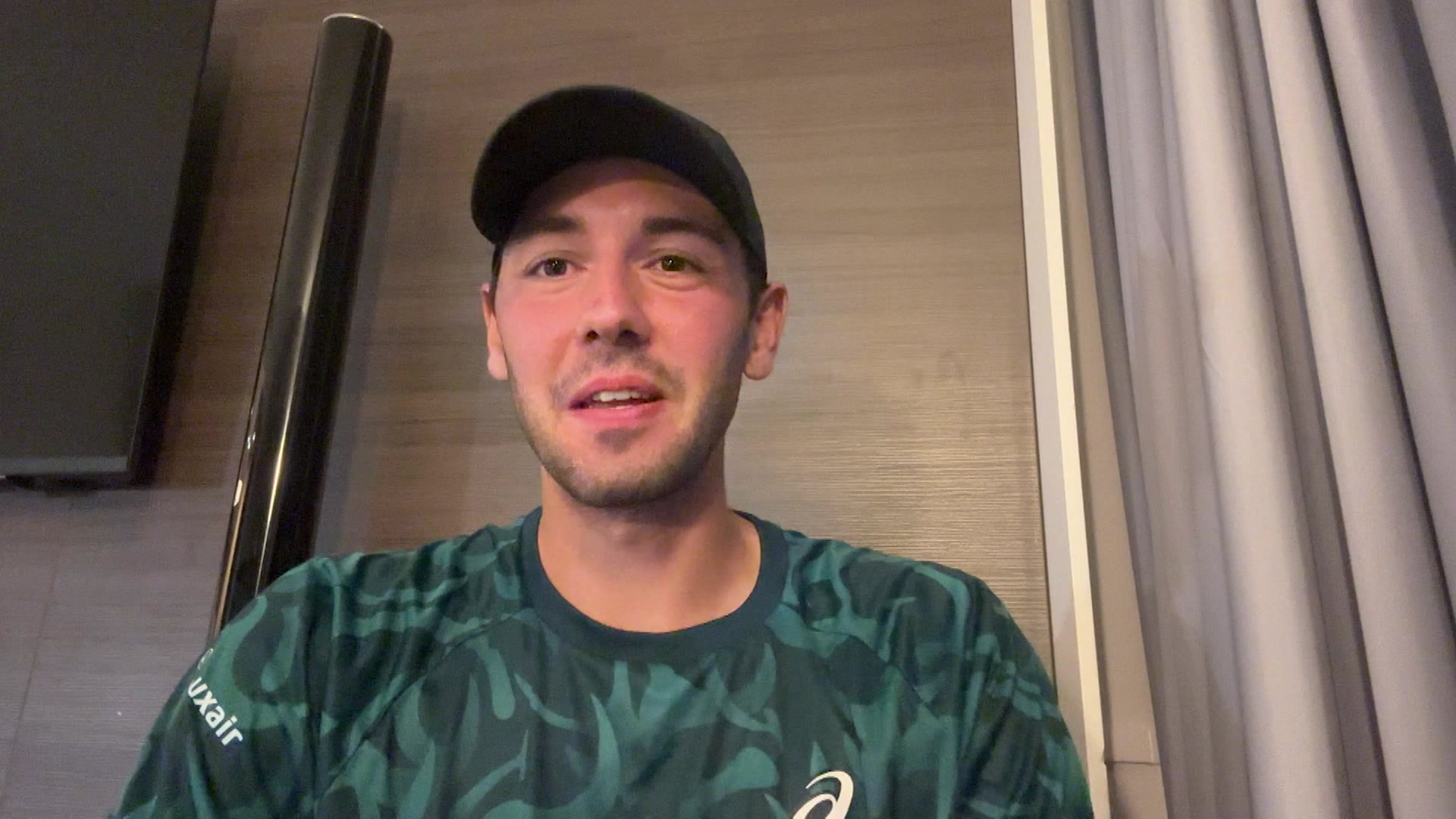 RTL Play - Chris Rodesch am RTL-Interview viru sengem 1. Match zu ...