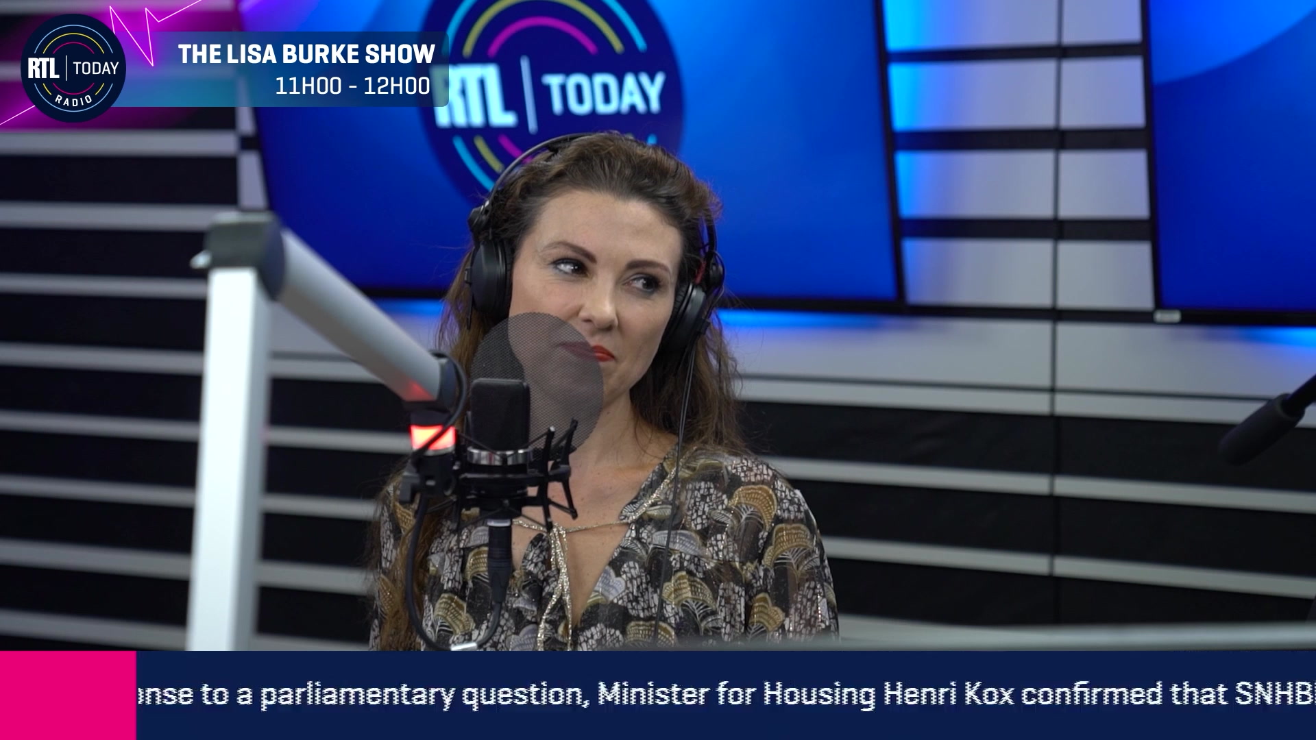 The Lisa Burke Show: The Queen, BLS and Politics for Young Voices - RTL ...